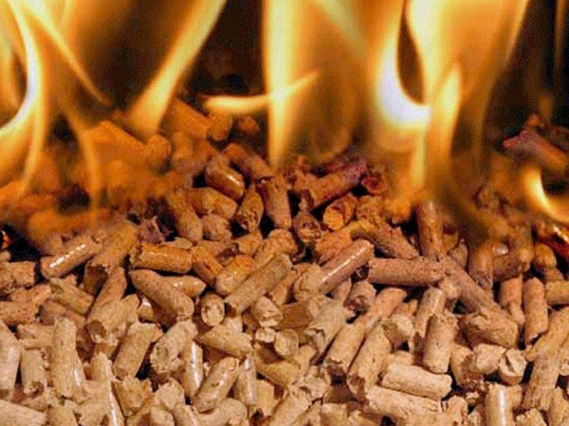 Ποια τα Πλεονεκτήματα των Πέλετ και της Μπρικέτας Έναντι των Καυσόξυλων ...